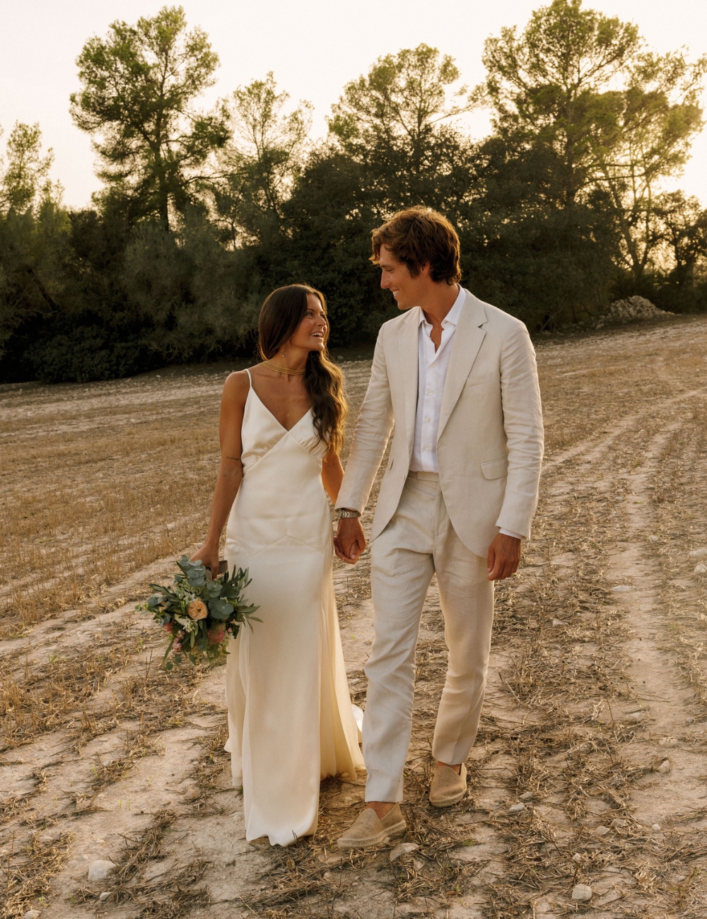La boda de Bea Gimeno y Nacho Aragón en Mallorca • Artículos • Casilda ...