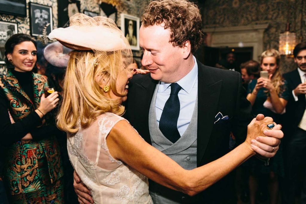 La boda de Marina y David en Babington House (Soho House) • Artículos ...